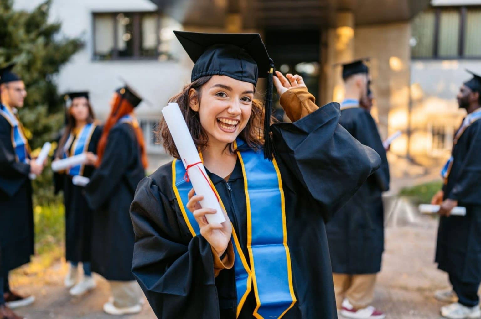 1.Difference Between High School Diploma and GED: What You Need to Know – HIgh School Equivalent